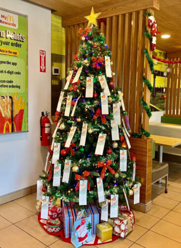 Christmas Giving Tree for Local Charities at Riverwalk McDonald’s ...