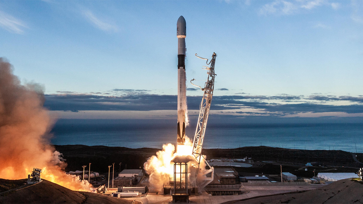 SpaceX Falcon 9 Set for Thursday Night Launch of Starlink Satellites ...