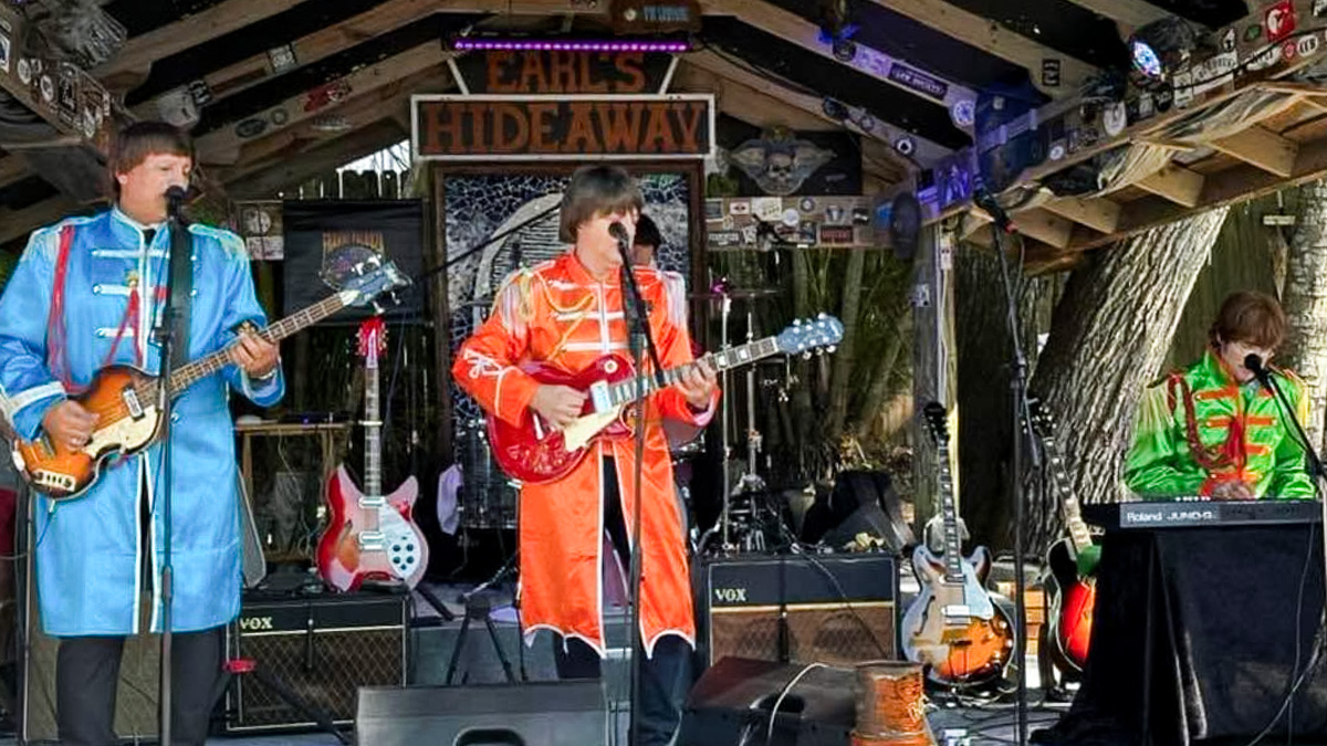 Mother’s Day Weekend Events: Comedy Fashion Show, Craft Club Show, Live ...