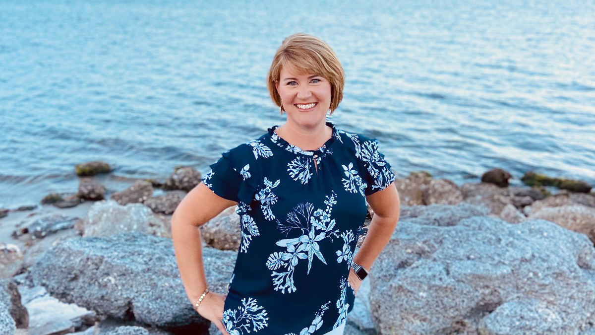 Sebastian Councilwoman Kelly Dixon Announces Re-Election Bid ...