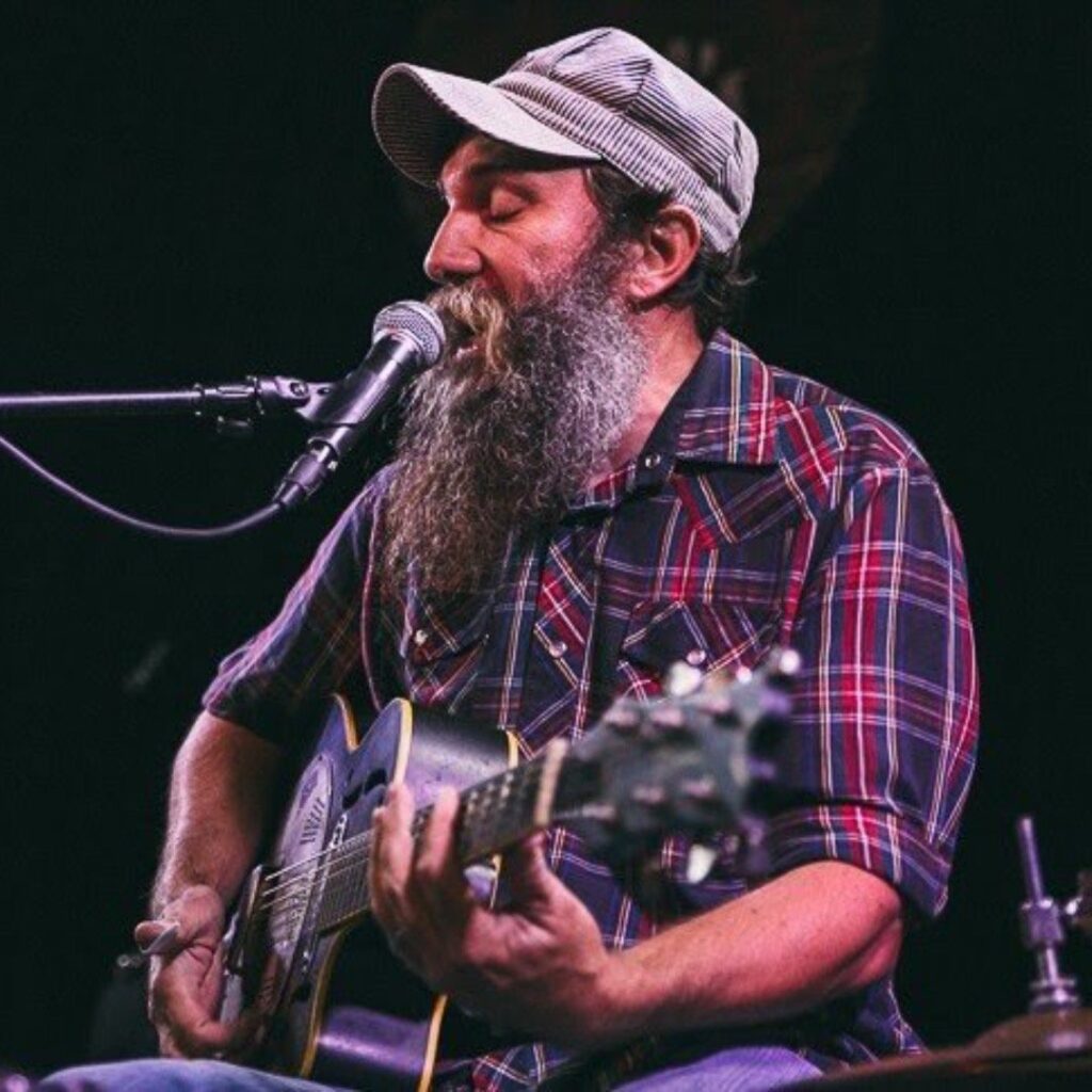 Earl’s Hideaway Lounge – Sebastian Daily