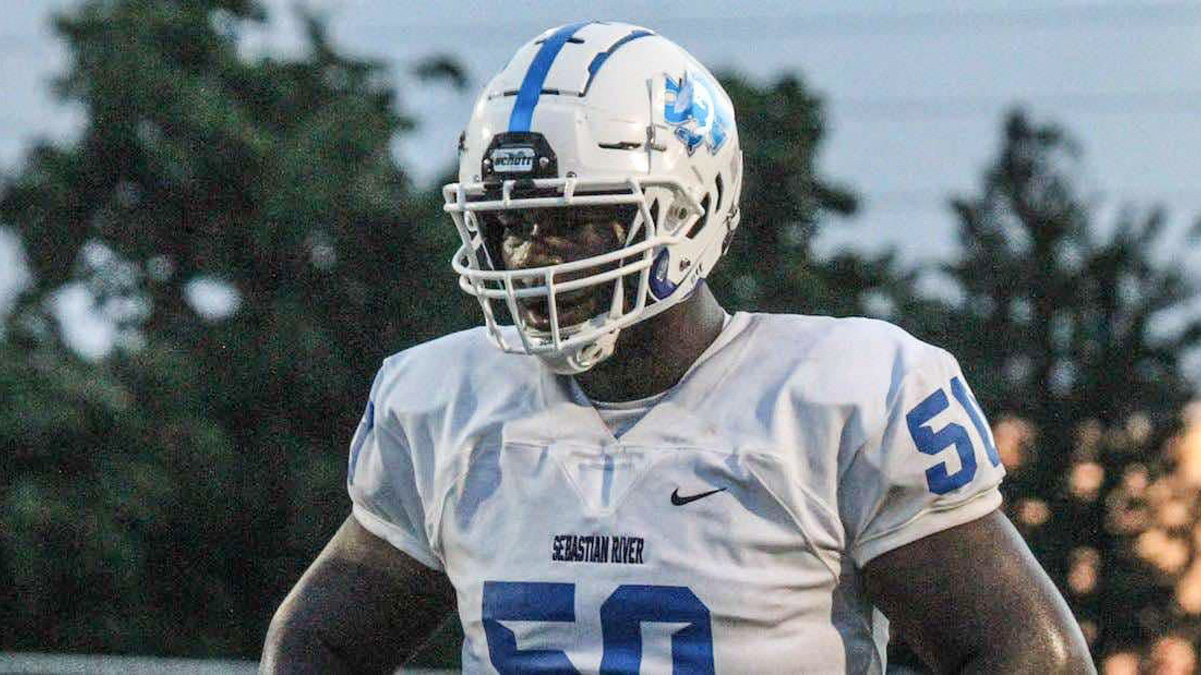 Tim Smith: From Sebastian Football Star to NFL Combine Prospect ...